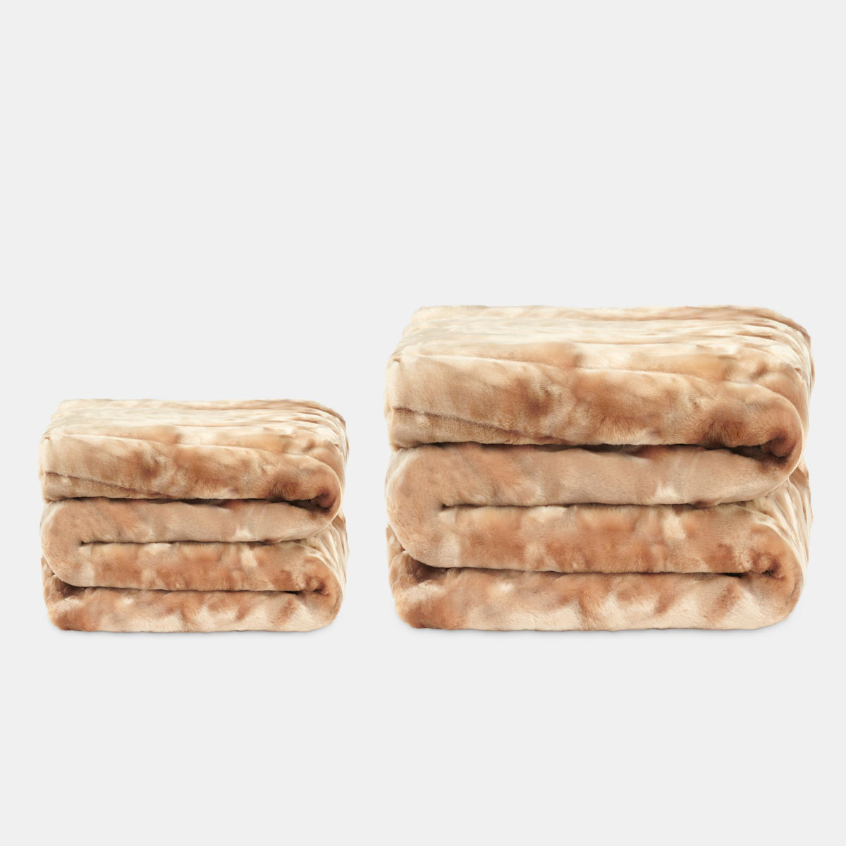 What is faux fur? | Minimink The Minimink Journal blog